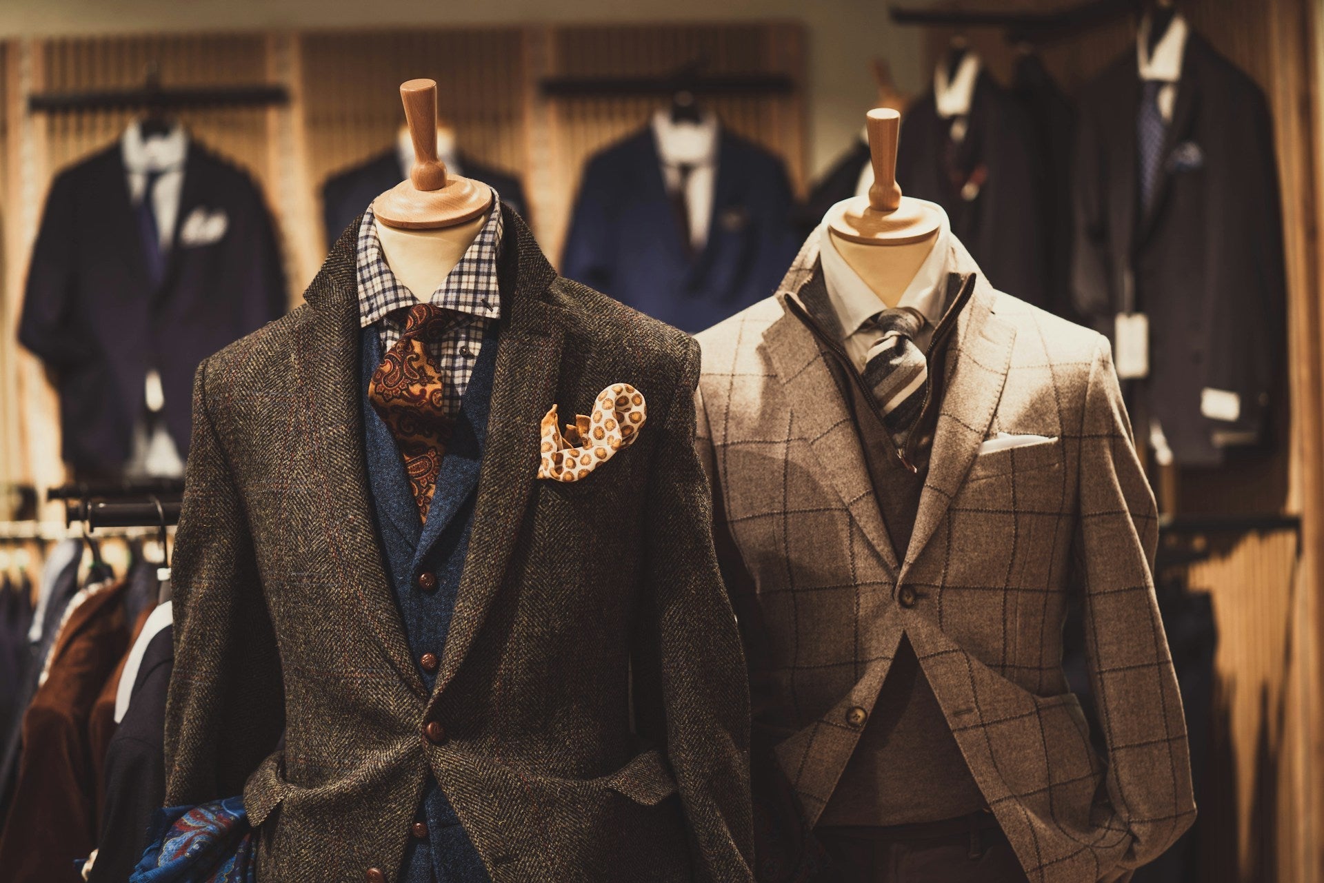 How to Pick the Right Suit Fabric for Different Climates – Karako Suits